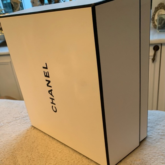 CHANEL | Storage & Organization | Chanel Signature Square Empty White ...
